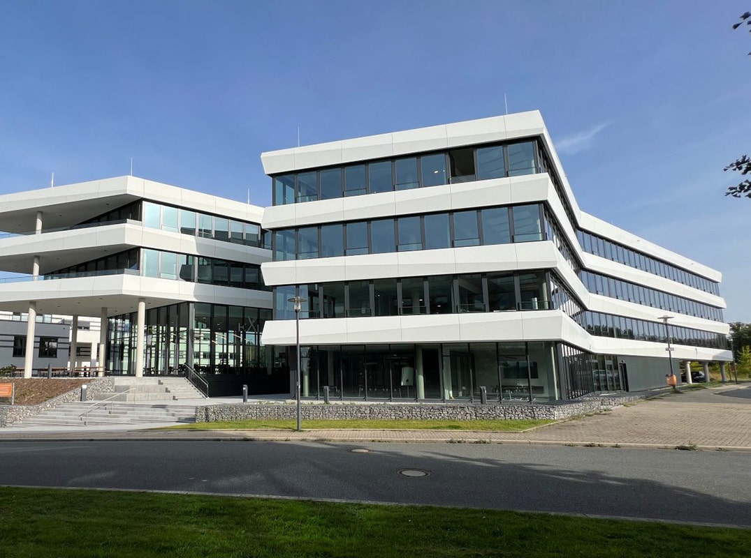 Distributor ADN zieht um